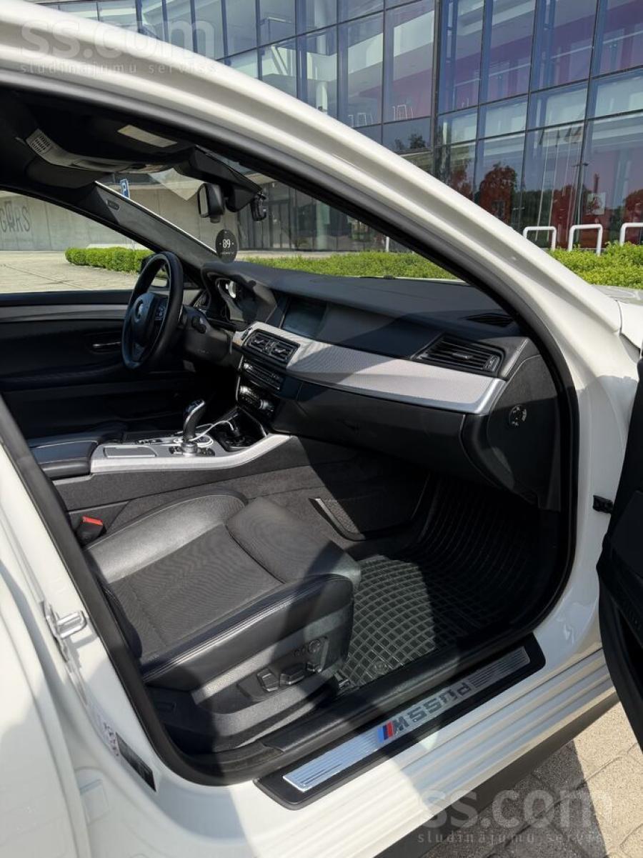 Balts BMW 550 2012 Rēzekne, ar dzinēja tilpumu 3.00 L un nobraukumu 235 tūkst. km par 18250 €, foto 23 vietnē AUTOMOTO.COM.LV