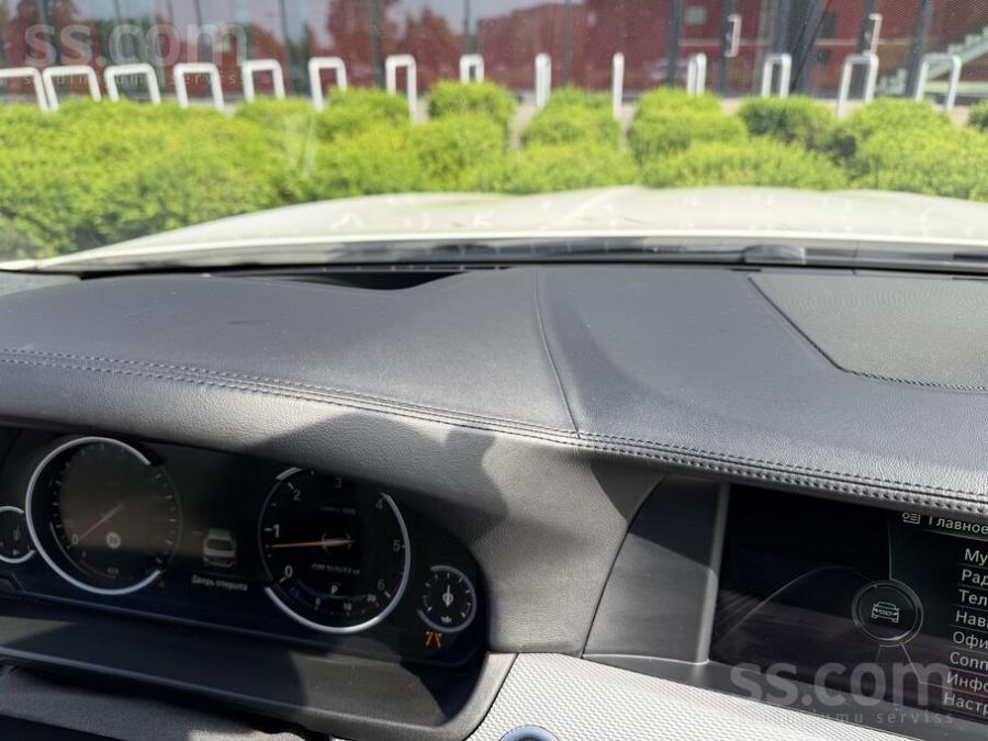 Balts BMW 550 2012 Rēzekne, ar dzinēja tilpumu 3.00 L un nobraukumu 235 tūkst. km par 18250 €, foto 30 vietnē AUTOMOTO.COM.LV