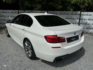 Белый БМВ 550 2013 в Вильнюс, объемом двигателя 4.40 л и пробегом 218 тыс. км за 9999 €, фото 7 на AUTOMOTO.COM.LV