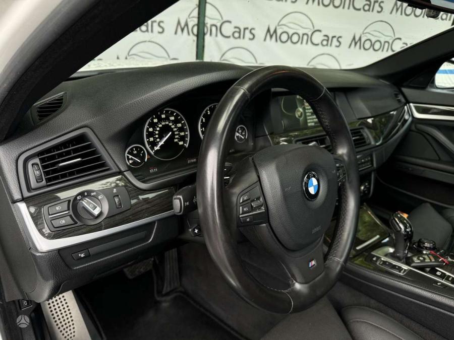 White BMW 550 2013 in Vilnius, with an engine capacity of 4.40 L and mileage of 218 thousand km for 9999 €, photo 17 on AUTOMOTO.COM.LV