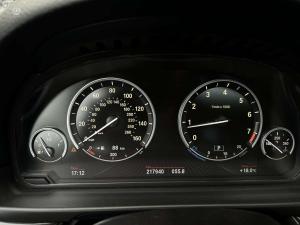 White BMW 550 2013 in Vilnius, with an engine capacity of 4.40 L and mileage of 218 thousand km for 9999 €, photo 20 on AUTOMOTO.COM.LV
