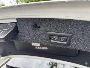 White BMW 550 2013 in Vilnius, with an engine capacity of 4.40 L and mileage of 218 thousand km for 9999 €, photo 29 on AUTOMOTO.COM.LV