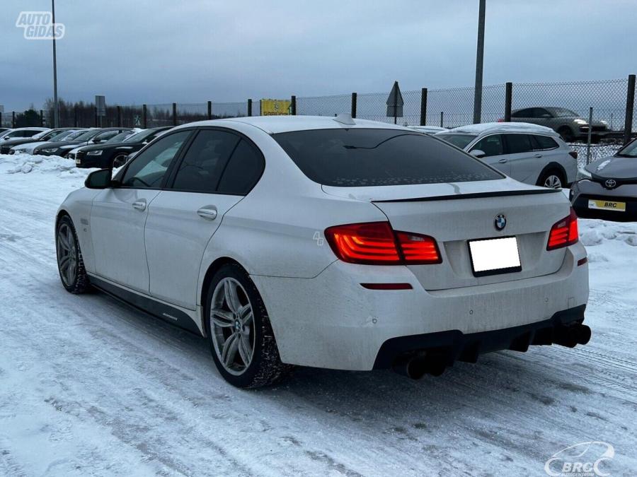 White BMW 550 2014 in Avizieniai, with an engine capacity of 4.40 L and mileage of 175 thousand km for 10900 €, photo 4 on AUTOMOTO.COM.LV