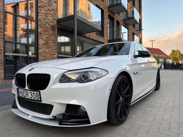 Balts BMW 550 2014 Viļņa, ar dzinēja tilpumu 4.40 L un nobraukumu 161 tūkst. km par 9900 €, foto 5 vietnē AUTOMOTO.COM.LV