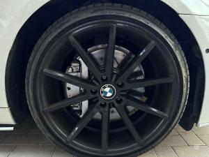 Balts BMW 550 2014 Viļņa, ar dzinēja tilpumu 4.40 L un nobraukumu 161 tūkst. km par 9900 €, foto 17 vietnē AUTOMOTO.COM.LV