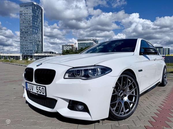 White BMW 550 2016 in Vilnius, with an engine capacity of 4.40 L and mileage of 179 thousand km for 19499 €, photo 1 on AUTOMOTO.COM.LV