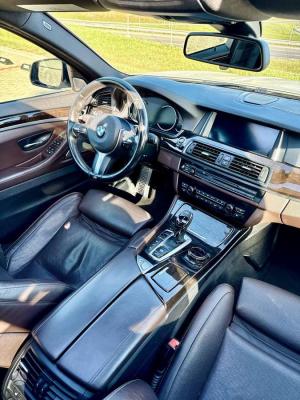 Balts BMW 550 2016 Viļņa, ar dzinēja tilpumu 4.40 L un nobraukumu 179 tūkst. km par 19499 €, foto 9 vietnē AUTOMOTO.COM.LV