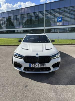 White BMW 550 2018 in Daugavpils, with an engine capacity of 4.40 L and mileage of 142 thousand km for 40000 €, photo 3 on AUTOMOTO.COM.LV