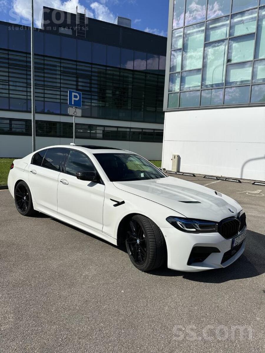 White BMW 550 2018 in Daugavpils, with an engine capacity of 4.40 L and mileage of 142 thousand km for 40000 €, photo 4 on AUTOMOTO.COM.LV