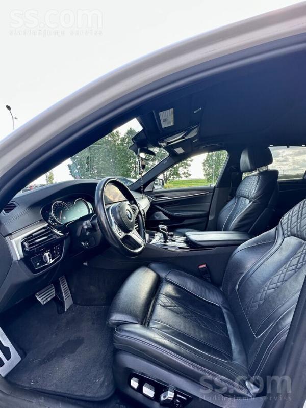 White BMW 550 2018 in Daugavpils, with an engine capacity of 4.40 L and mileage of 142 thousand km for 40000 €, photo 7 on AUTOMOTO.COM.LV