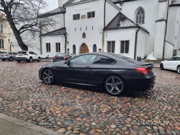 Melns BMW 6 Series 2012 Tallina, ar dzinēja tilpumu 3.00 L un nobraukumu 260 tūkst. km par 18184 €, foto 3 vietnē AUTOMOTO.COM.LV