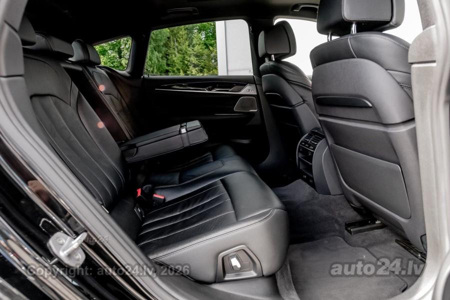 Melns BMW 6 Series 2018 Pērnava, ar dzinēja tilpumu 3.00 L un nobraukumu 249 tūkst. km par 24500 €, foto 18 vietnē AUTOMOTO.COM.LV