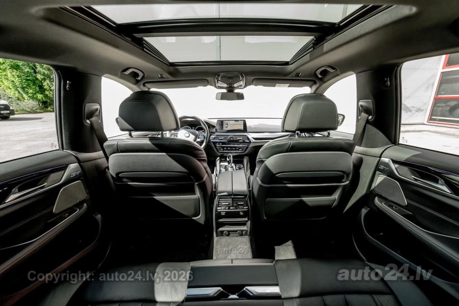 Melns BMW 6 Series 2018 Pērnava, ar dzinēja tilpumu 3.00 L un nobraukumu 249 tūkst. km par 24500 €, foto 20 vietnē AUTOMOTO.COM.LV