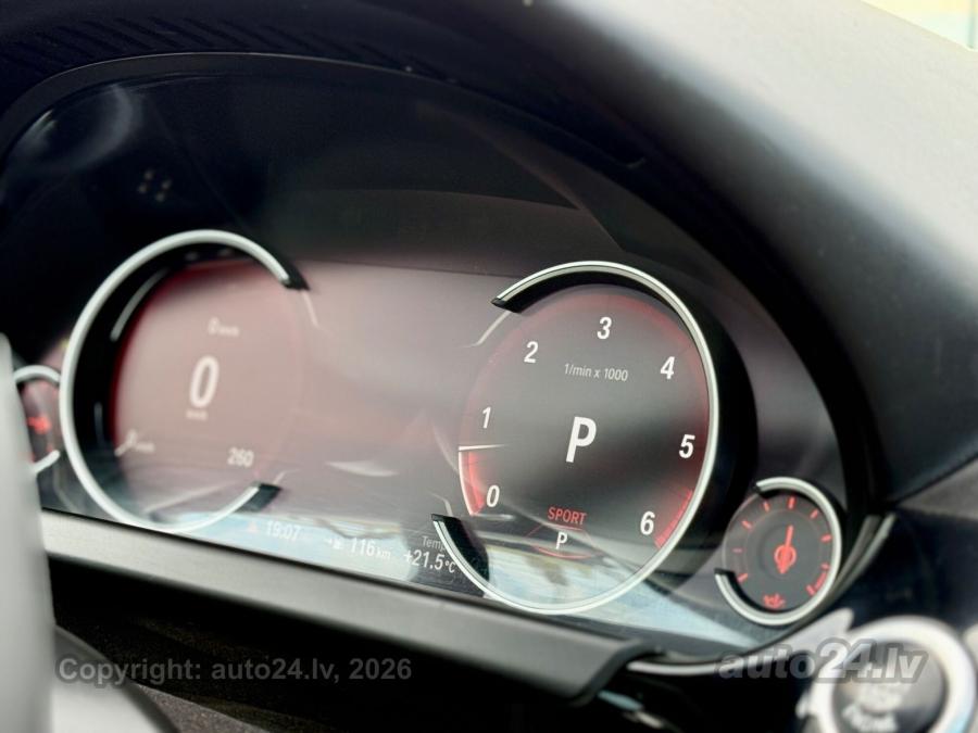 Melns BMW 6 Series 2012 Tallina, ar dzinēja tilpumu 3.00 L un nobraukumu 350 tūkst. km par 16900 €, foto 25 vietnē AUTOMOTO.COM.LV