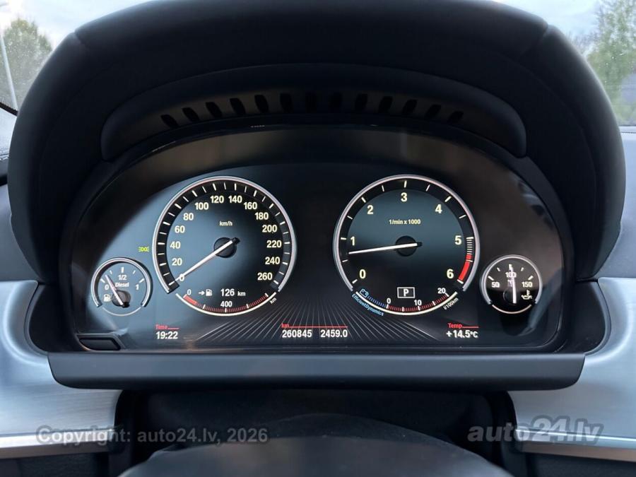 Black BMW 6 Series 2013 in Tartu, with an engine capacity of 3.00 L and mileage of 260 thousand km for 17499 €, photo 18 on AUTOMOTO.COM.LV