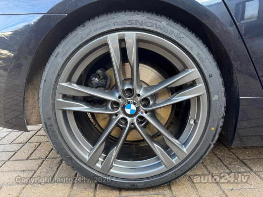 Black BMW 6 Series 2016 in Tallinn, with an engine capacity of 3.00 L and mileage of 250 thousand km for 23999 €, photo 6 on AUTOMOTO.COM.LV