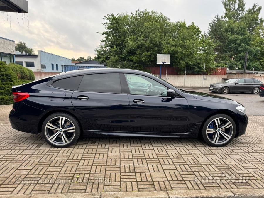 Melns BMW 6 Series 2017 Tallina, ar dzinēja tilpumu 3.00 L un nobraukumu 195 tūkst. km par 28900 €, foto 8 vietnē AUTOMOTO.COM.LV