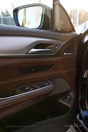 Black BMW 6 Series 2018 in Tallinn, with an engine capacity of 3.00 L and mileage of 161 thousand km for 31499 €, photo 14 on AUTOMOTO.COM.LV