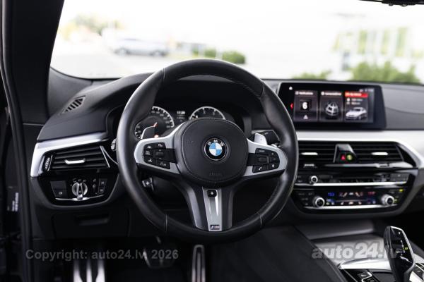 Melns BMW 6 Series 2018 Tallina, ar dzinēja tilpumu 3.00 L un nobraukumu 204 tūkst. km par 29800 €, foto 9 vietnē AUTOMOTO.COM.LV