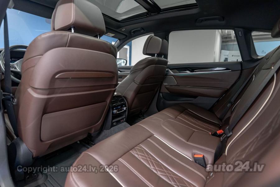 Black BMW 6 Series 2023 in Tallinn, with an engine capacity of 3.00 L and mileage of 45 thousand km for 57900 €, photo 12 on AUTOMOTO.COM.LV