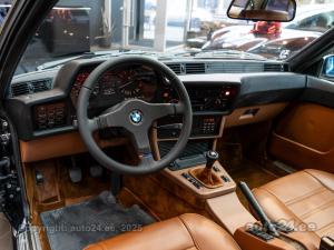 Pelēks BMW 6 Series 1985 Tallina, ar dzinēja tilpumu 3.40 L un nobraukumu 105 tūkst. km par 24900 €, foto 6 vietnē AUTOMOTO.COM.LV