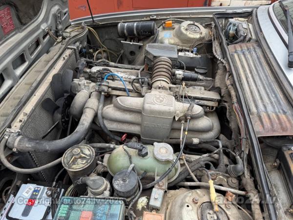 Grey BMW 6 Series 1988 in Riga, with an engine capacity of 3.50 L and mileage of 320 thousand km for 9700 €, photo 5 on AUTOMOTO.COM.LV