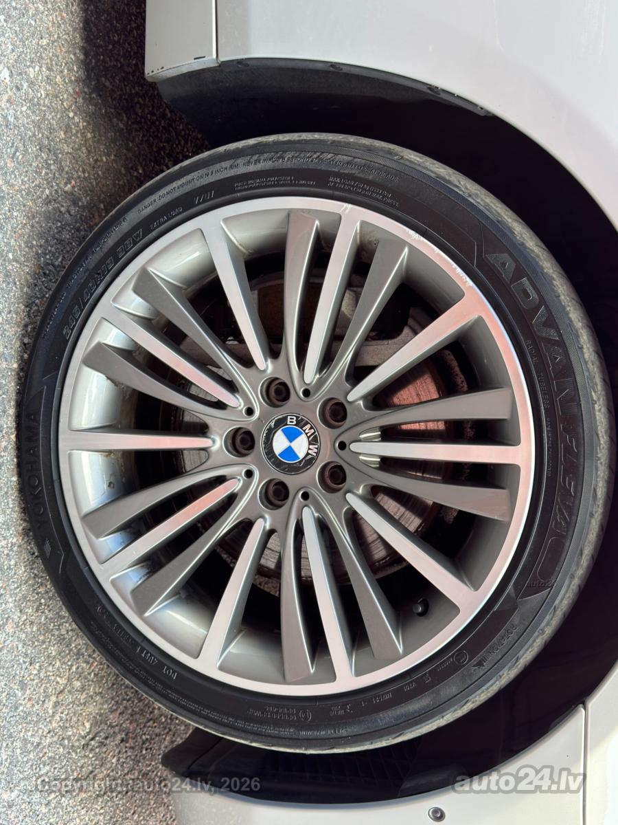 Pelēks BMW 6 Series 2012 Tallina, ar dzinēja tilpumu 3.00 L un nobraukumu 142 tūkst. km par 25000 €, foto 22 vietnē AUTOMOTO.COM.LV