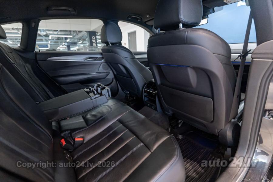 Pelēks BMW 6 Series 2018 Tallina, ar dzinēja tilpumu 3.00 L un nobraukumu 149 tūkst. km par 29990 €, foto 18 vietnē AUTOMOTO.COM.LV