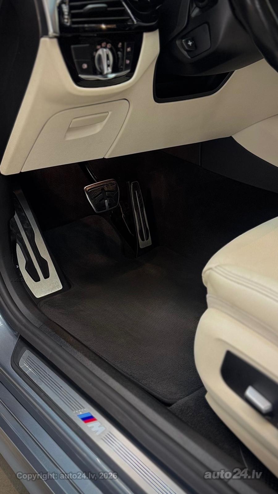 Pelēks BMW 6 Series 2018 Tallina, ar dzinēja tilpumu 3.00 L un nobraukumu 196 tūkst. km par 27000 €, foto 21 vietnē AUTOMOTO.COM.LV
