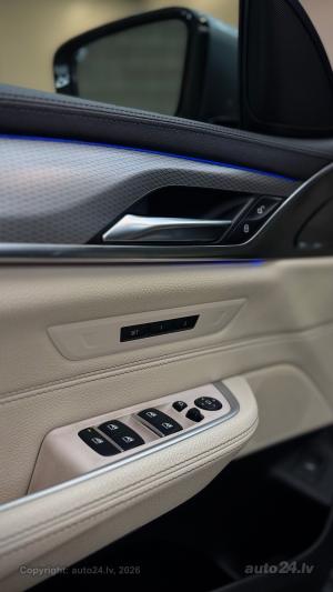 Pelēks BMW 6 Series 2018 Tallina, ar dzinēja tilpumu 3.00 L un nobraukumu 196 tūkst. km par 27000 €, foto 23 vietnē AUTOMOTO.COM.LV