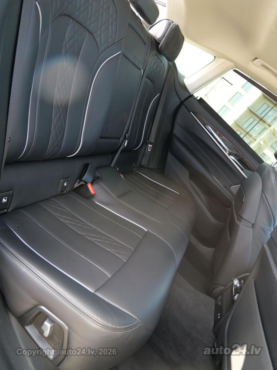 Grey BMW 6 Series 2020 in Tartu, with an engine capacity of 2.99 L and mileage of 66 thousand km for 39500 €, photo 15 on AUTOMOTO.COM.LV