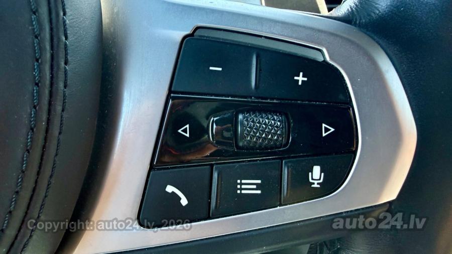 Pelēks BMW 6 Series 2022 Tallina, ar dzinēja tilpumu 3.00 L un nobraukumu 155 tūkst. km par 45000 €, foto 23 vietnē AUTOMOTO.COM.LV