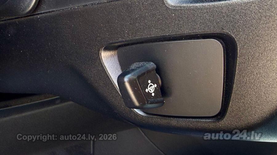 Pelēks BMW 6 Series 2022 Tallina, ar dzinēja tilpumu 3.00 L un nobraukumu 155 tūkst. km par 45000 €, foto 28 vietnē AUTOMOTO.COM.LV