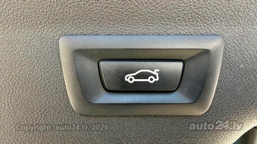 Pelēks BMW 6 Series 2022 Tallina, ar dzinēja tilpumu 3.00 L un nobraukumu 155 tūkst. km par 45000 €, foto 30 vietnē AUTOMOTO.COM.LV