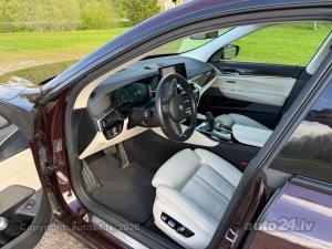 Sarkans BMW 6 Series 2019 Tallina, ar dzinēja tilpumu 3.00 L un nobraukumu 143 tūkst. km par 28900 €, foto 6 vietnē AUTOMOTO.COM.LV