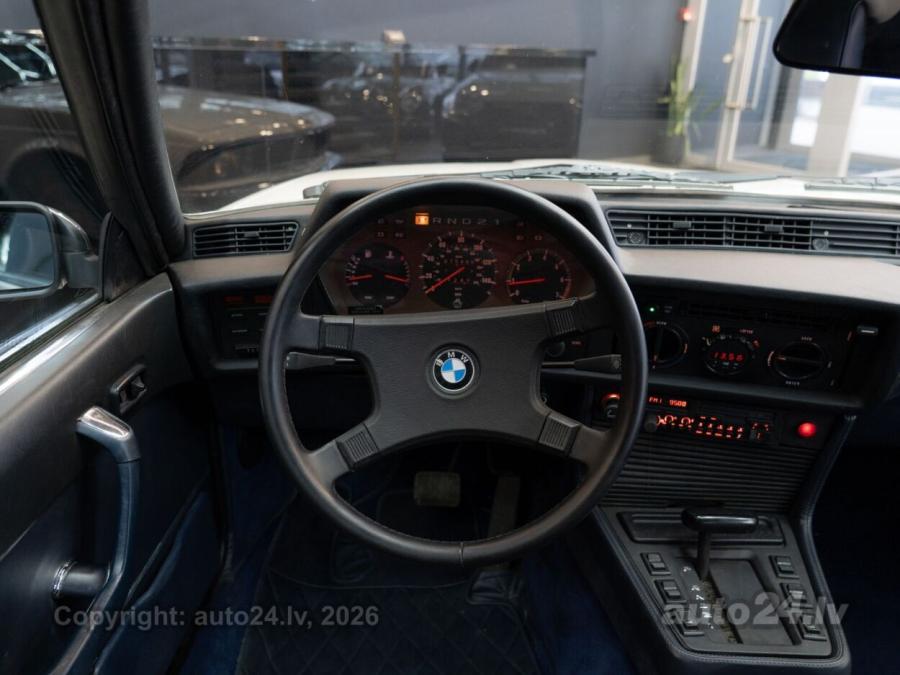 Balts BMW 6 Series 1981 Tallina, ar dzinēja tilpumu 3.40 L un nobraukumu 75 tūkst. km par 26900 €, foto 7 vietnē AUTOMOTO.COM.LV