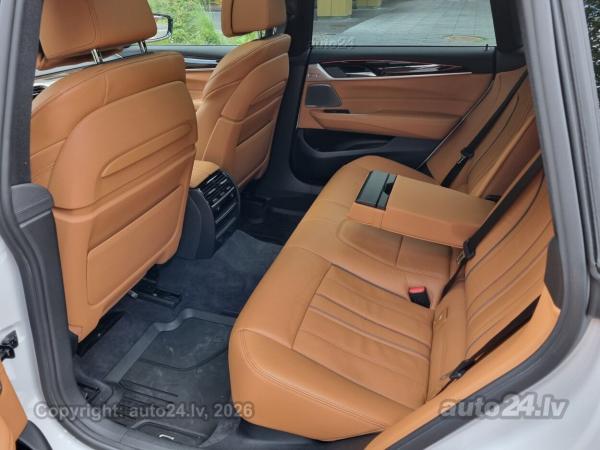 Balts BMW 6 Series 2018 Tallina, ar dzinēja tilpumu 3.00 L un nobraukumu 97 tūkst. km par 31000 €, foto 9 vietnē AUTOMOTO.COM.LV