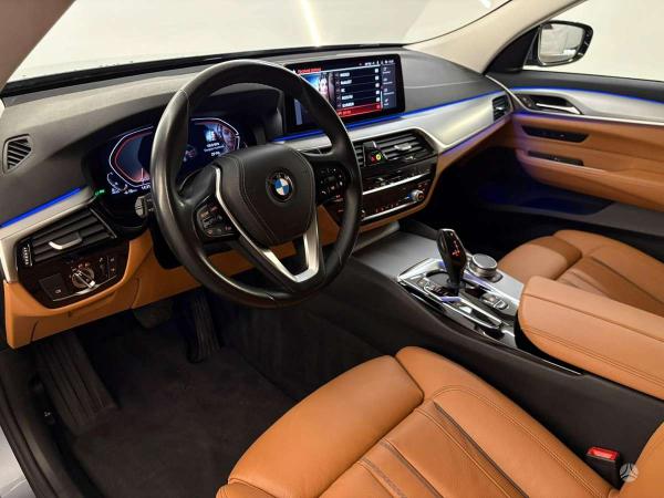 Pelēks BMW 620 2021 Marijampole, ar dzinēja tilpumu 2.00 L un nobraukumu 202 tūkst. km par 23999 €, foto 3 vietnē AUTOMOTO.COM.LV
