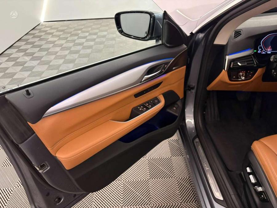 Pelēks BMW 620 2021 Marijampole, ar dzinēja tilpumu 2.00 L un nobraukumu 202 tūkst. km par 23999 €, foto 30 vietnē AUTOMOTO.COM.LV