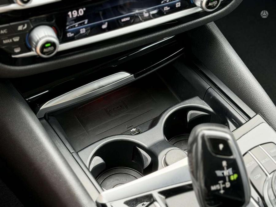 Белый БМВ 620 2019 в Таураге, объемом двигателя 2.00 л и пробегом 221 тыс. км за 20800 €, фото 55 на AUTOMOTO.COM.LV