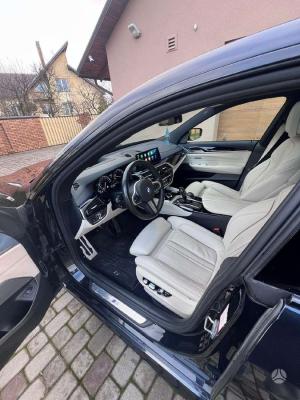 Black BMW 630 2018 in Panevezys, with an engine capacity of 2.99 L and mileage of 251 thousand km for 26800 €, photo 8 on AUTOMOTO.COM.LV