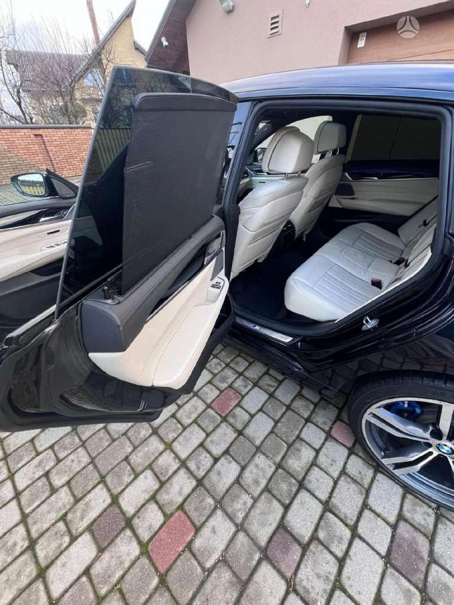 Black BMW 630 2018 in Panevezys, with an engine capacity of 2.99 L and mileage of 251 thousand km for 26800 €, photo 11 on AUTOMOTO.COM.LV