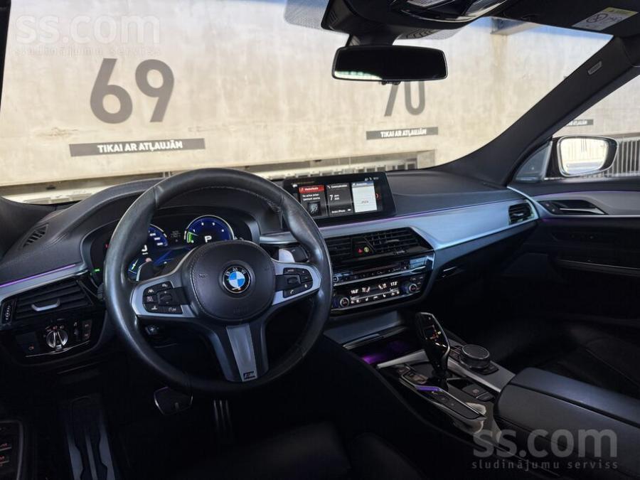 Black BMW 630 2018 in Riga, with an engine capacity of 3.00 L and mileage of 324 thousand km for 23990 €, photo 27 on AUTOMOTO.COM.LV