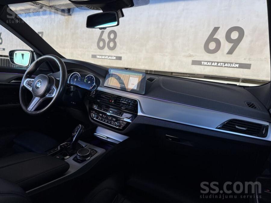 Black BMW 630 2018 in Riga, with an engine capacity of 3.00 L and mileage of 324 thousand km for 23990 €, photo 29 on AUTOMOTO.COM.LV