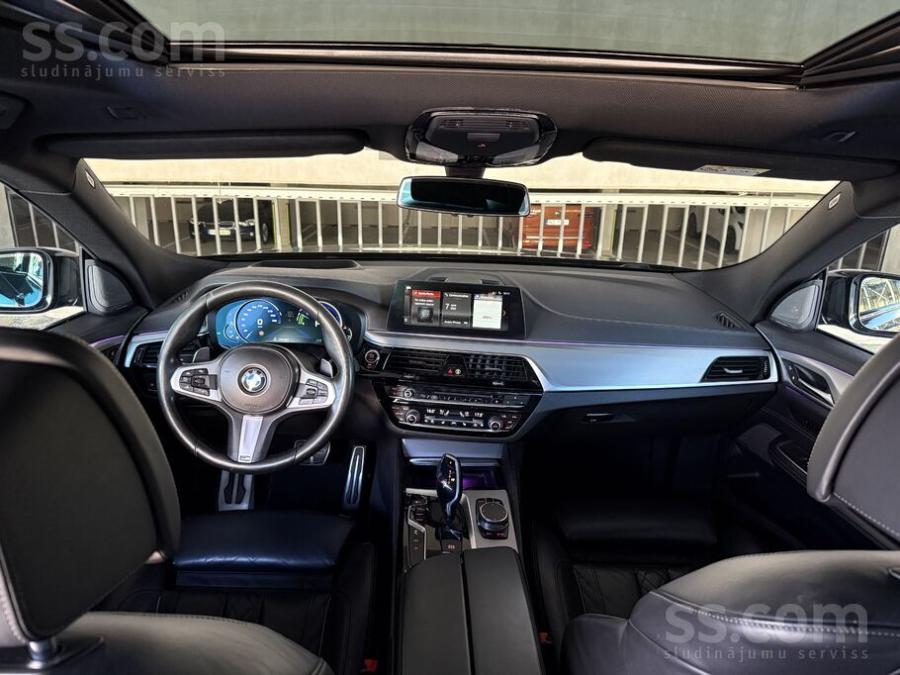 Black BMW 630 2018 in Riga, with an engine capacity of 3.00 L and mileage of 324 thousand km for 23990 €, photo 32 on AUTOMOTO.COM.LV