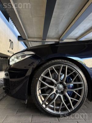 Black BMW 630 2018 in Riga, with an engine capacity of 3.00 L and mileage of 324 thousand km for 23990 €, photo 34 on AUTOMOTO.COM.LV