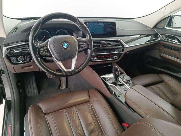 Black BMW 630 2019 in Vilnius, with an engine capacity of 2.99 L and mileage of 390 thousand km for 19999 €, photo 6 on AUTOMOTO.COM.LV