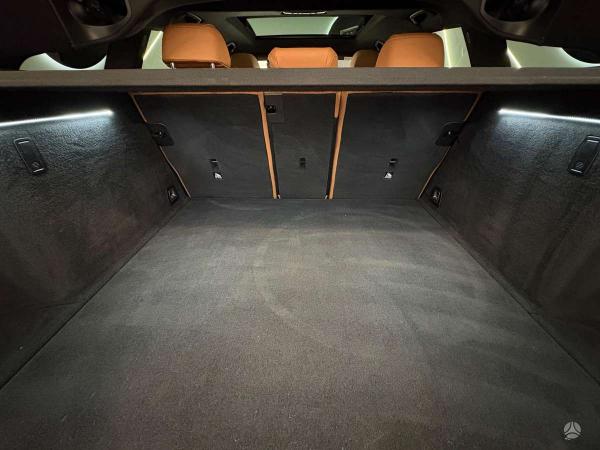 Black BMW 630 2020 in Marijampole, with an engine capacity of 2.99 L and mileage of 224 thousand km for 26999 €, photo 9 on AUTOMOTO.COM.LV