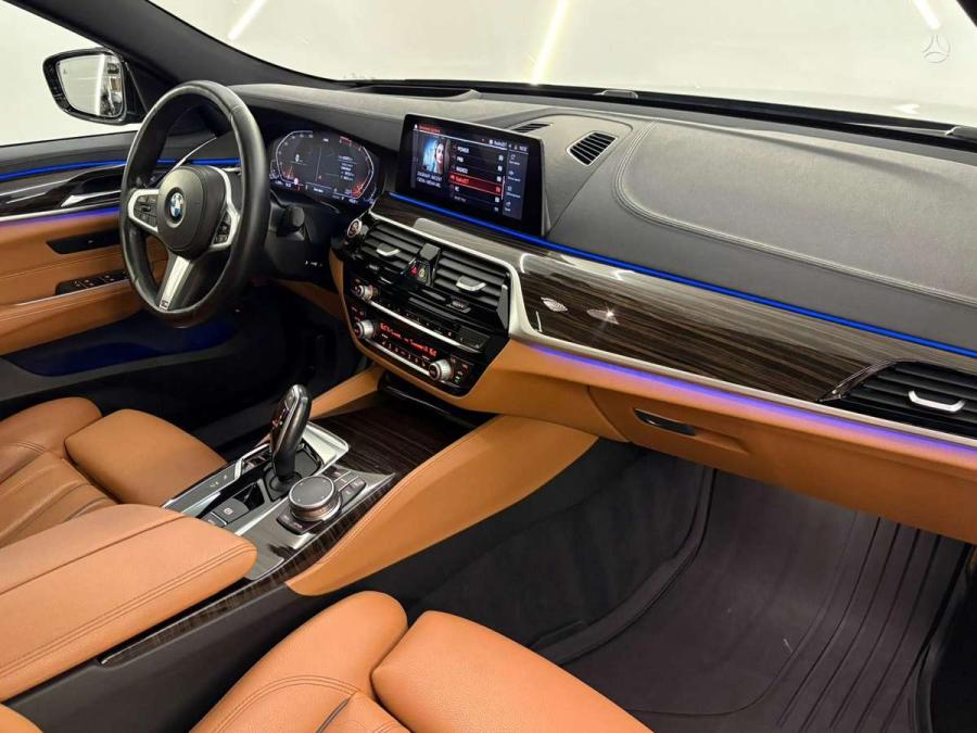Black BMW 630 2020 in Marijampole, with an engine capacity of 2.99 L and mileage of 224 thousand km for 24950 €, photo 20 on AUTOMOTO.COM.LV