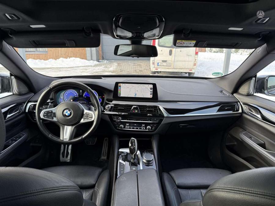 Blue BMW 630 2018 in Klaipeda, with an engine capacity of 2.99 L and mileage of 193 thousand km for 26600 €, photo 7 on AUTOMOTO.COM.LV